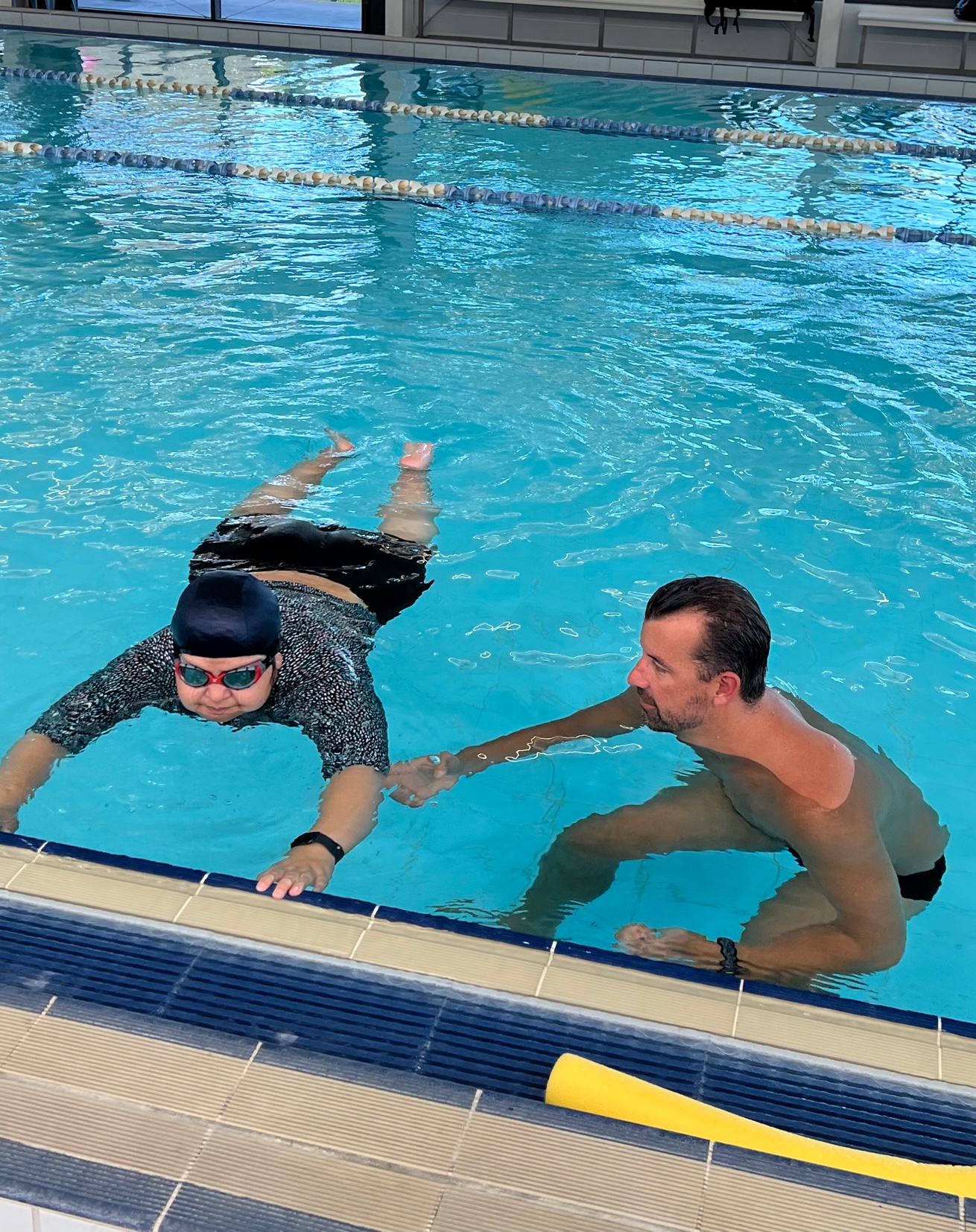 Overcome Fear of Water with Swimly's Specialised Instructors